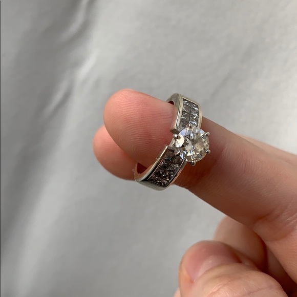 Jewelry | 2k Diamond Engagement Ring With 18 K Gold | Poshmark